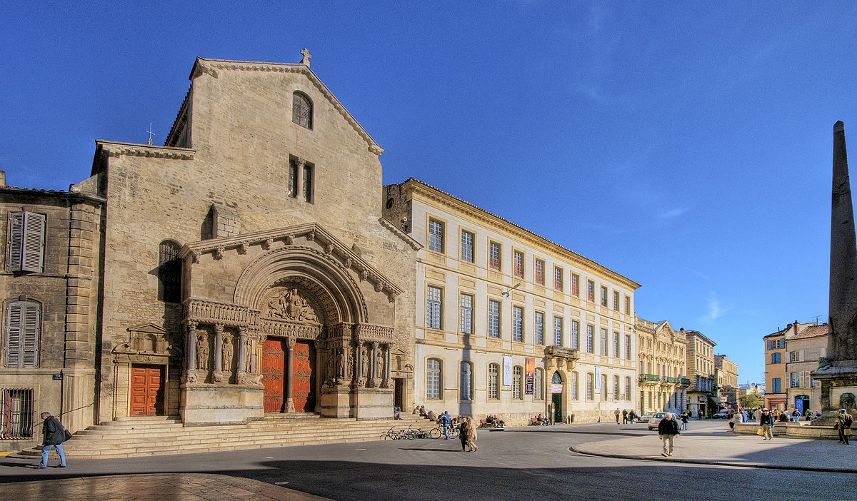 Explore the charming Arles - The Provence Magazine